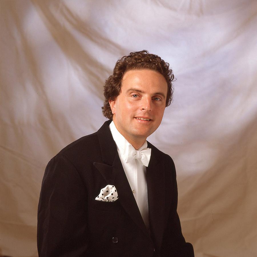 Photos | Michael Chance Countertenor